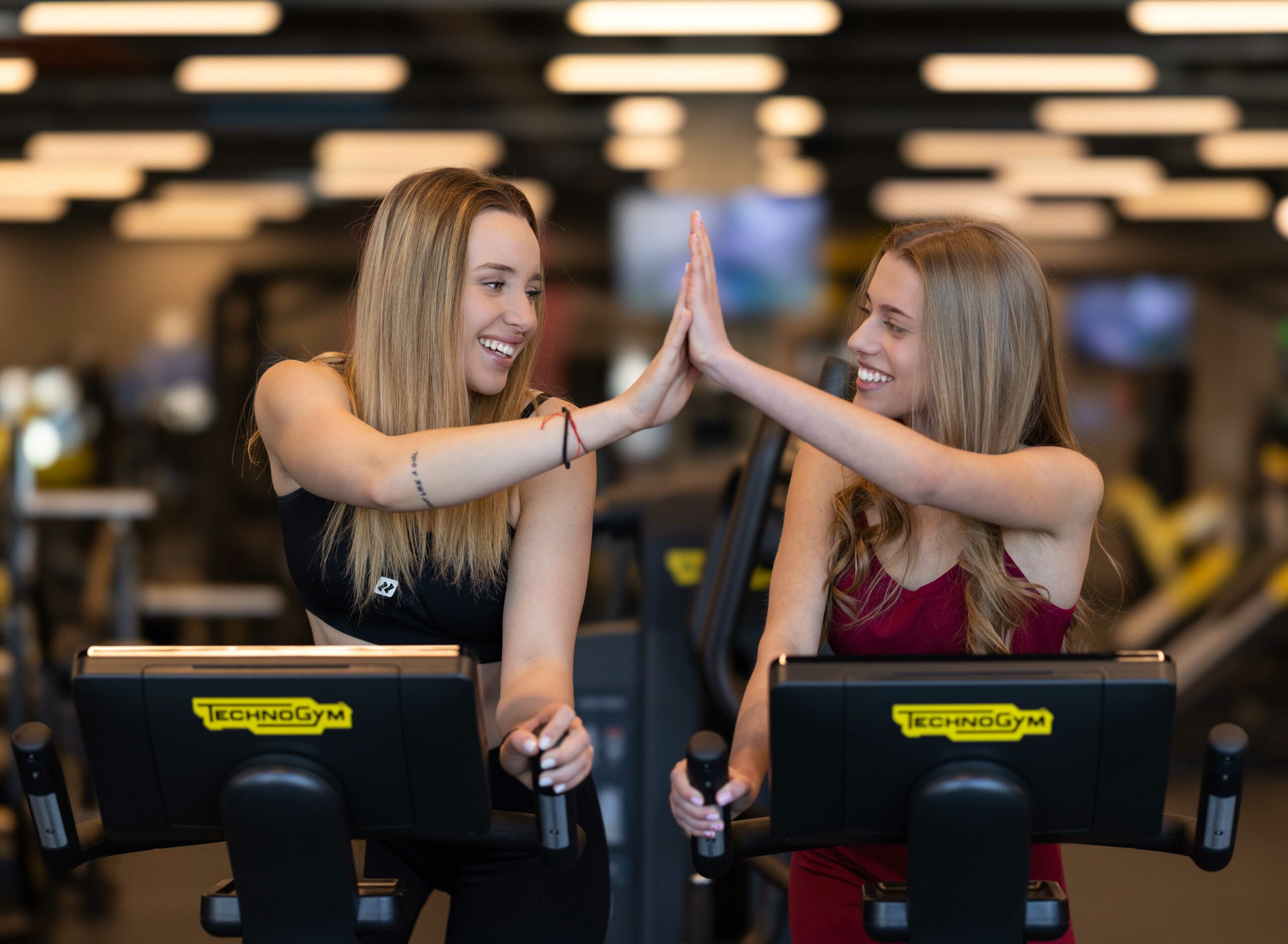 NEXT LEVEL ФОХАР - Next Level - фитнес и групови занимания